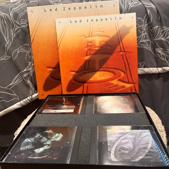 Atlantic | Other | Led Zeppelin Light And Shade 4 Compact Disc Box Set ...